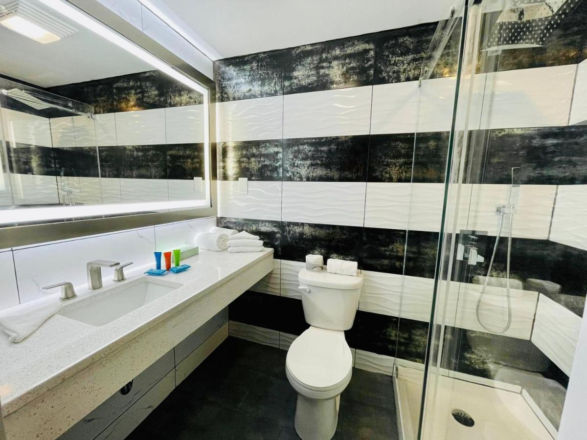 Casa Azul Hotel Blu-Ubs Arena New York in New York | andesny.org